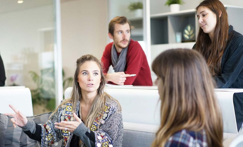 Academia English and More | Clases de Speaking en Sevilla